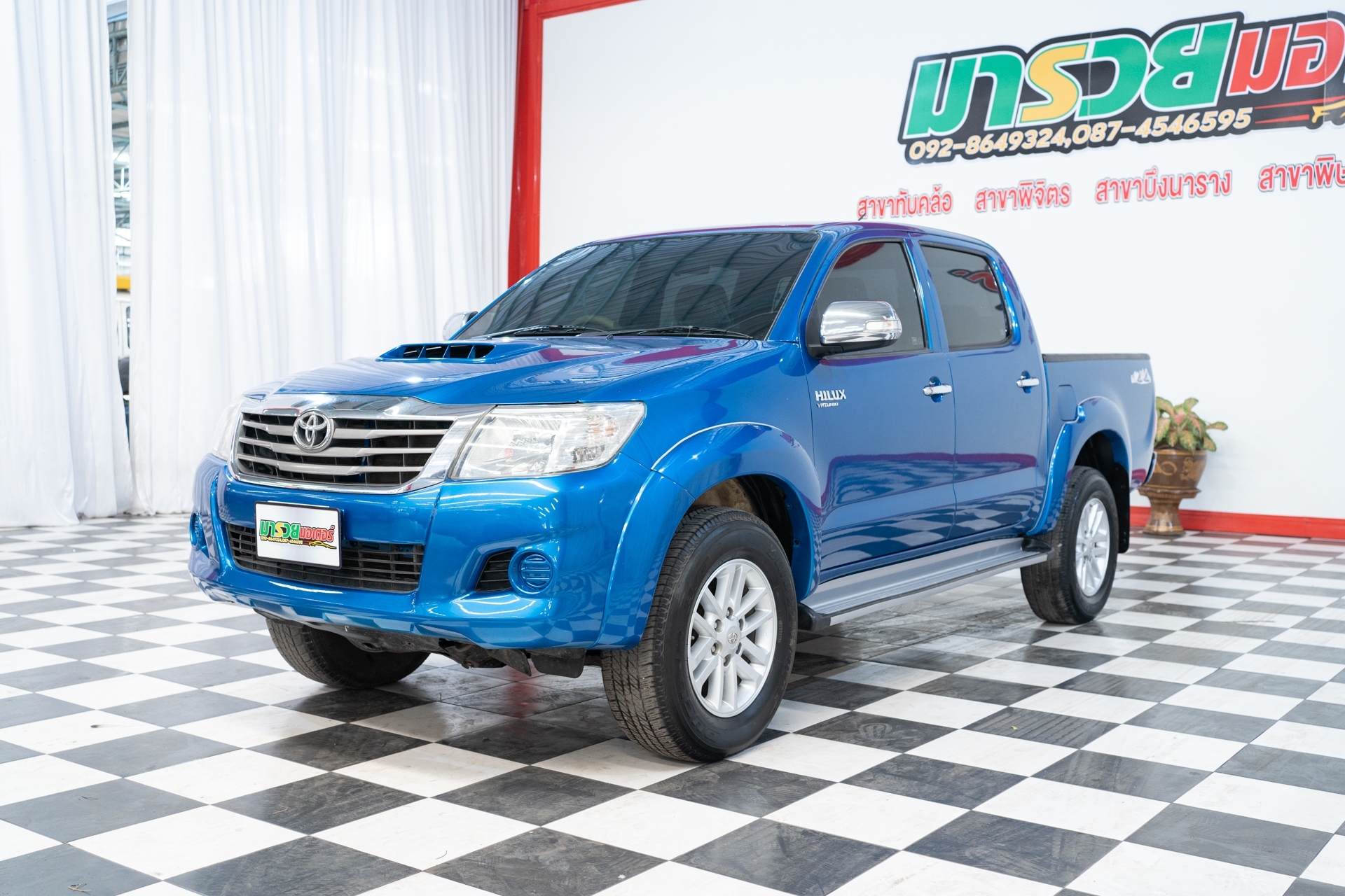 รถมือสอง TOYOTA VIGO Champ DOUBLE CAB E VNT 4WD 2.5 MT 2012 สีน้ำเงิน